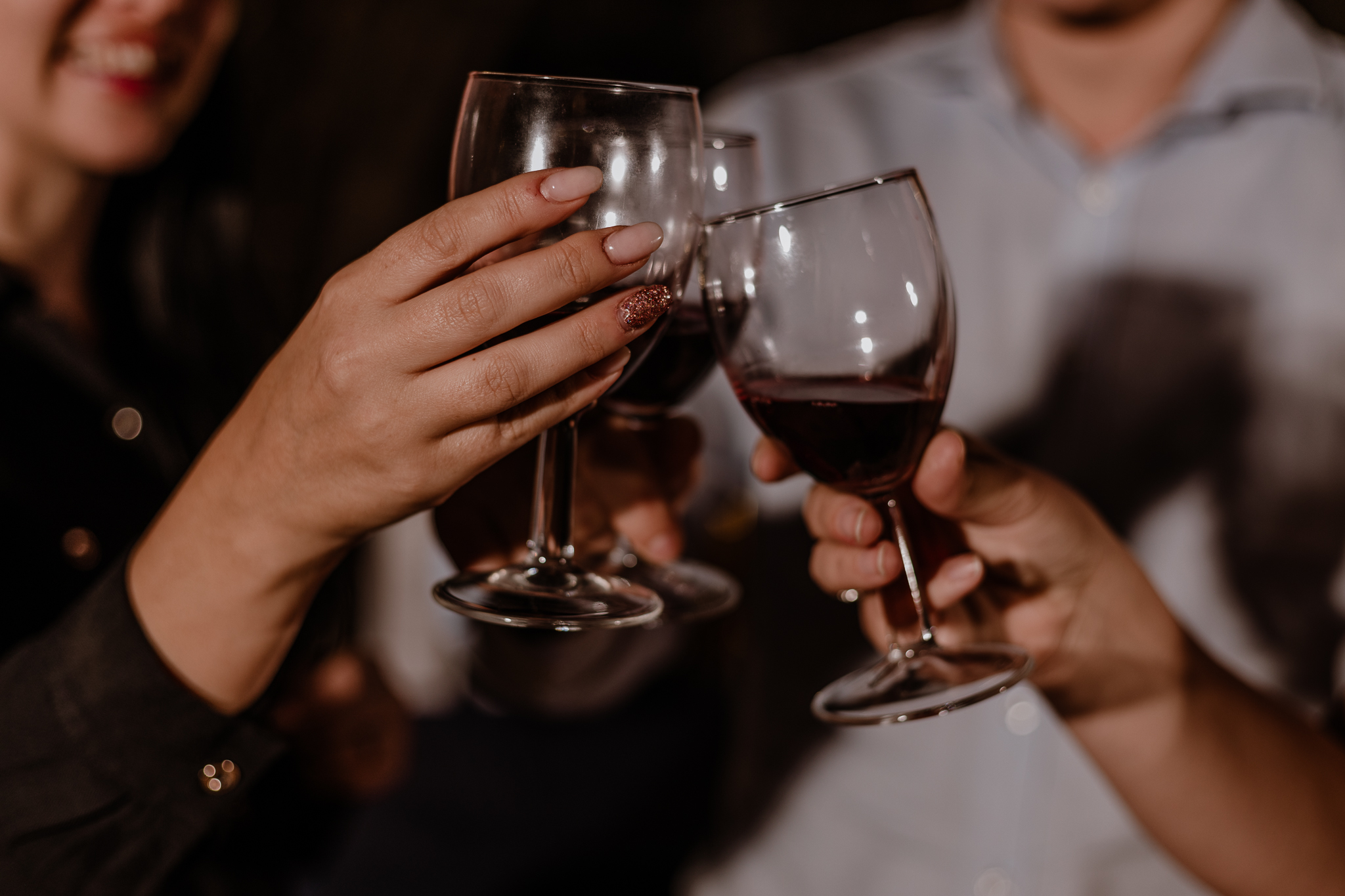 Klink ŉ glasie saam met die Akademia-wynvereniging - Akademia