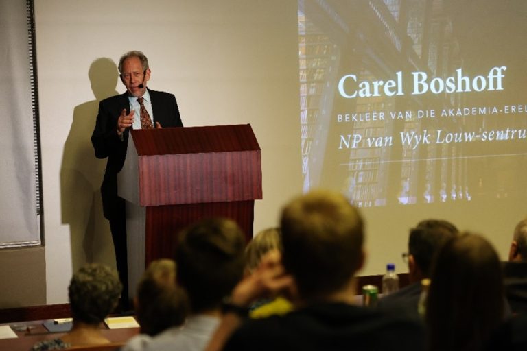 NP van Wyk Louw-sentrum skop die jaar af met eerste ereleerstoellesing ...