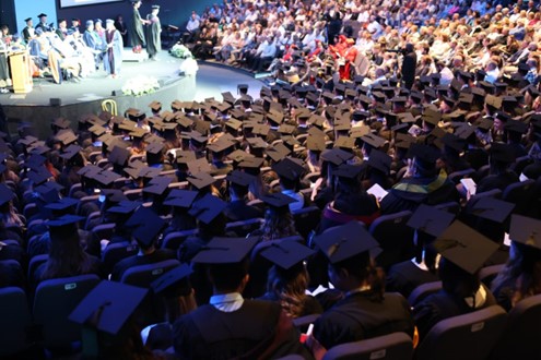 Akademia-kwalifikasieplegtigheid: ŉ Viering van groei en akademiese ...